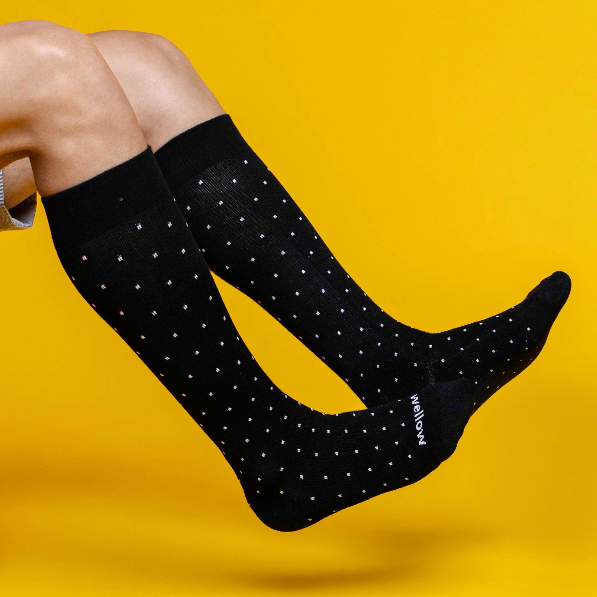 Black Dot | Compression Socks | Single Pair – Wellow